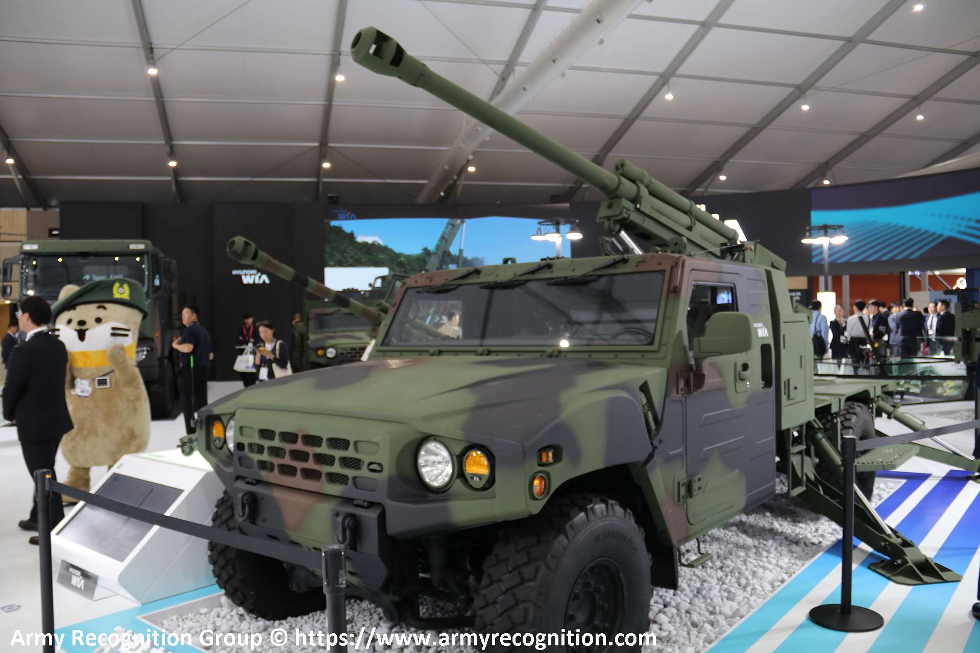 Hyundai WIA's 105mm howitzer system offers up to 10 rounds per minute ...