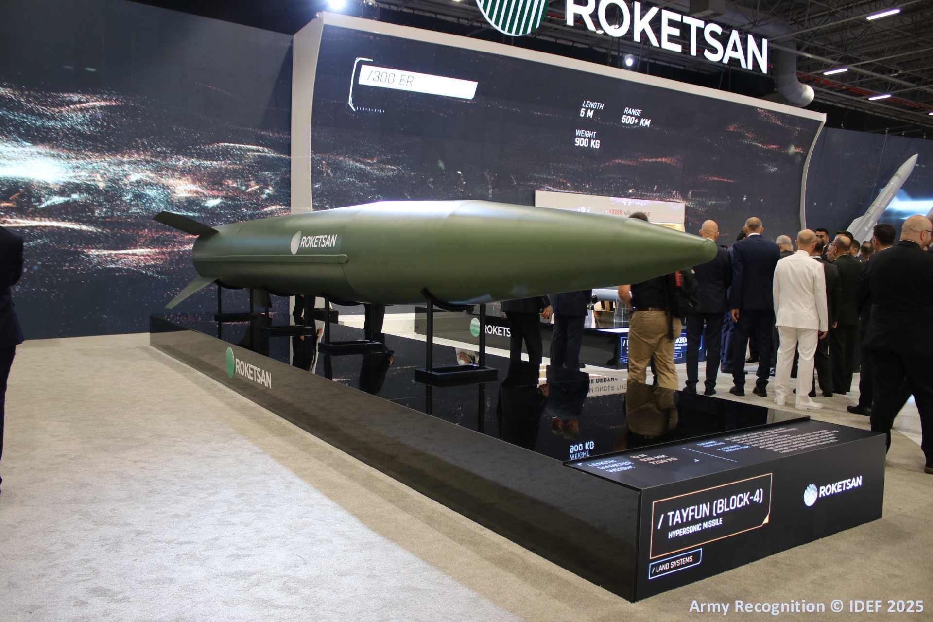 Breaking News: Roketsan presents Türkiye’s first hypersonic missile Tayfun Block-4 at IDEF 2025
